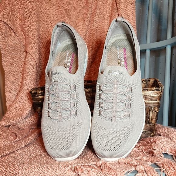 Skechers | Shoes | Sketchers Like New Barely Worn Wide Fit Aircooled ...